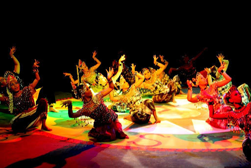 Malaysian Media and Culture: Cultural Performances in Kelantan