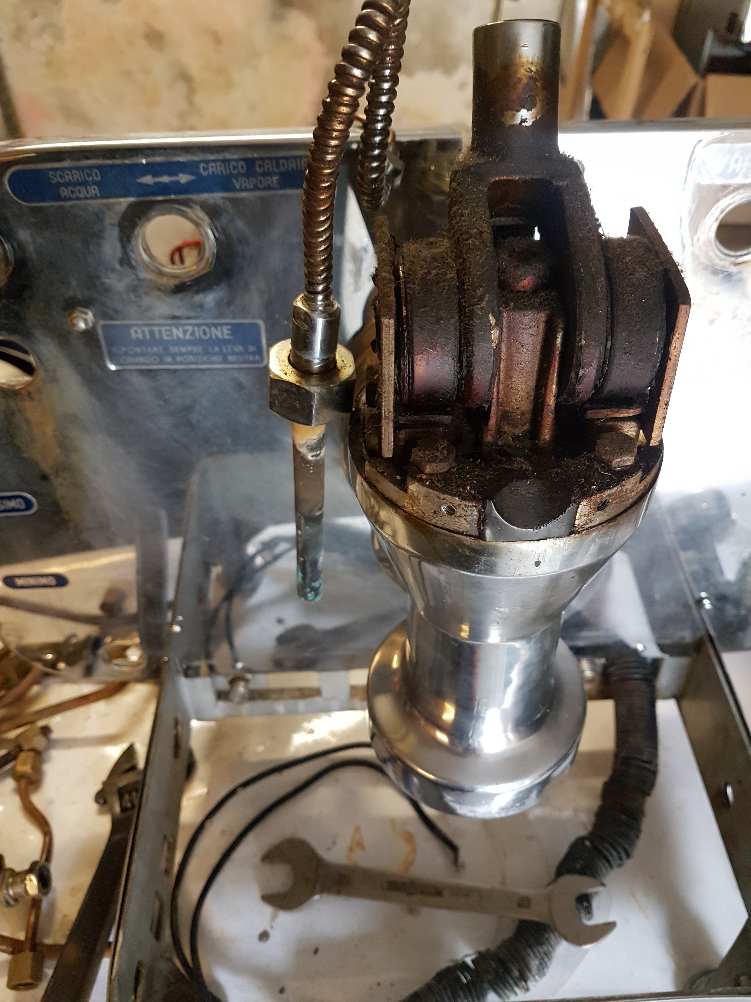 Caffé Maschinen aus allen Zeiten Vintage und Neuzeit: FAEMA President ...