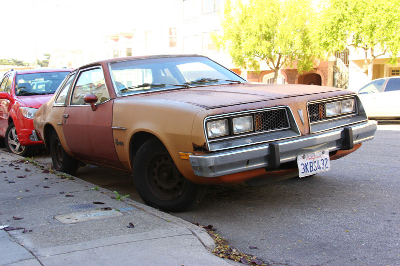 California Streets: San Francisco Street Sighting - 1977 Pontiac ...