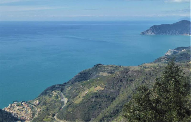 Monte Parodi: sentieri facili ad anello | Girovagando con Stefania ...