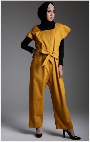 15 Pilihan Model Baju Muslim Jumpsuit untuk Tampilan yang Tampak ...