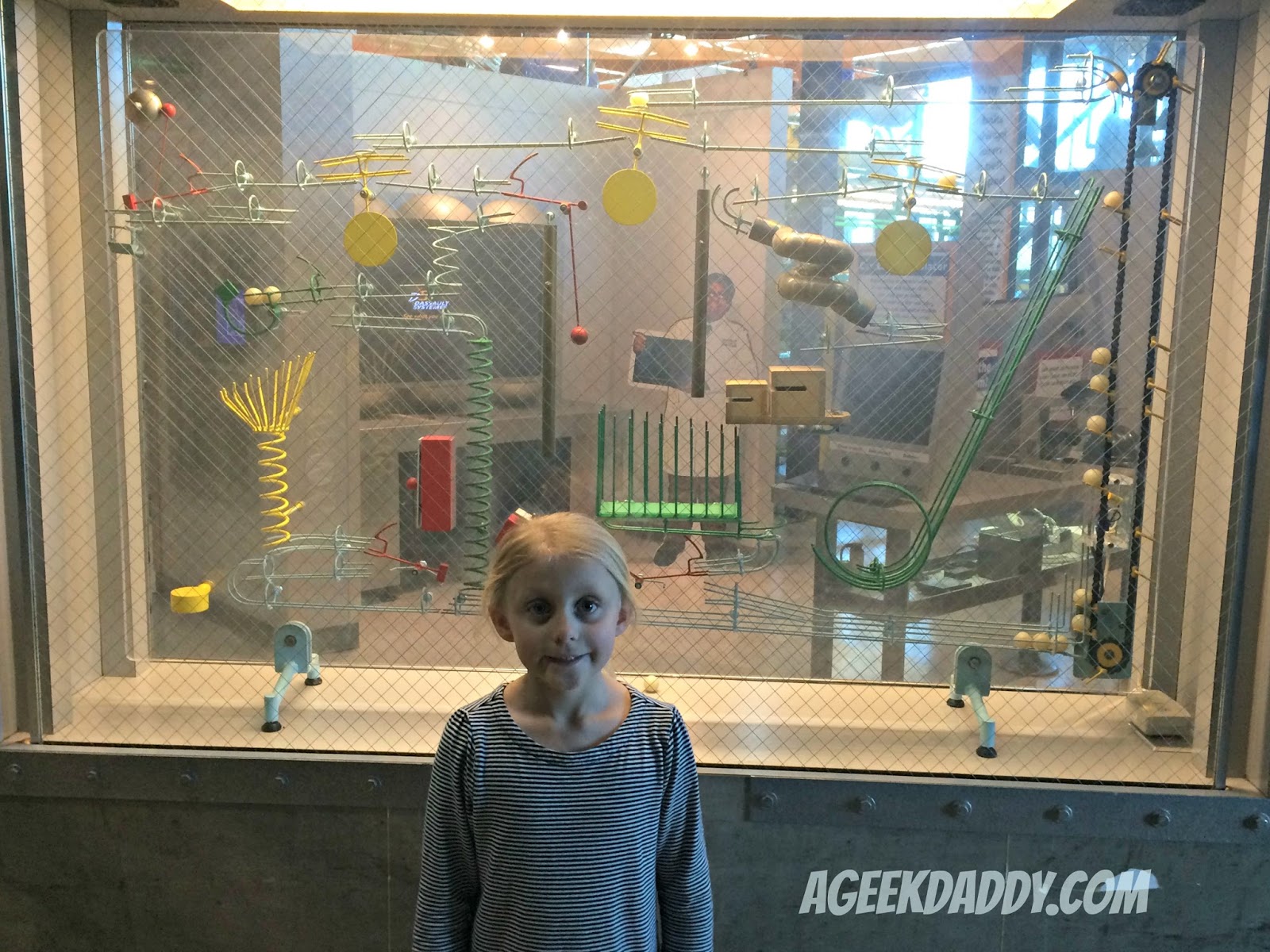 A GEEK DADDY: A visit to the Michigan Science Center
