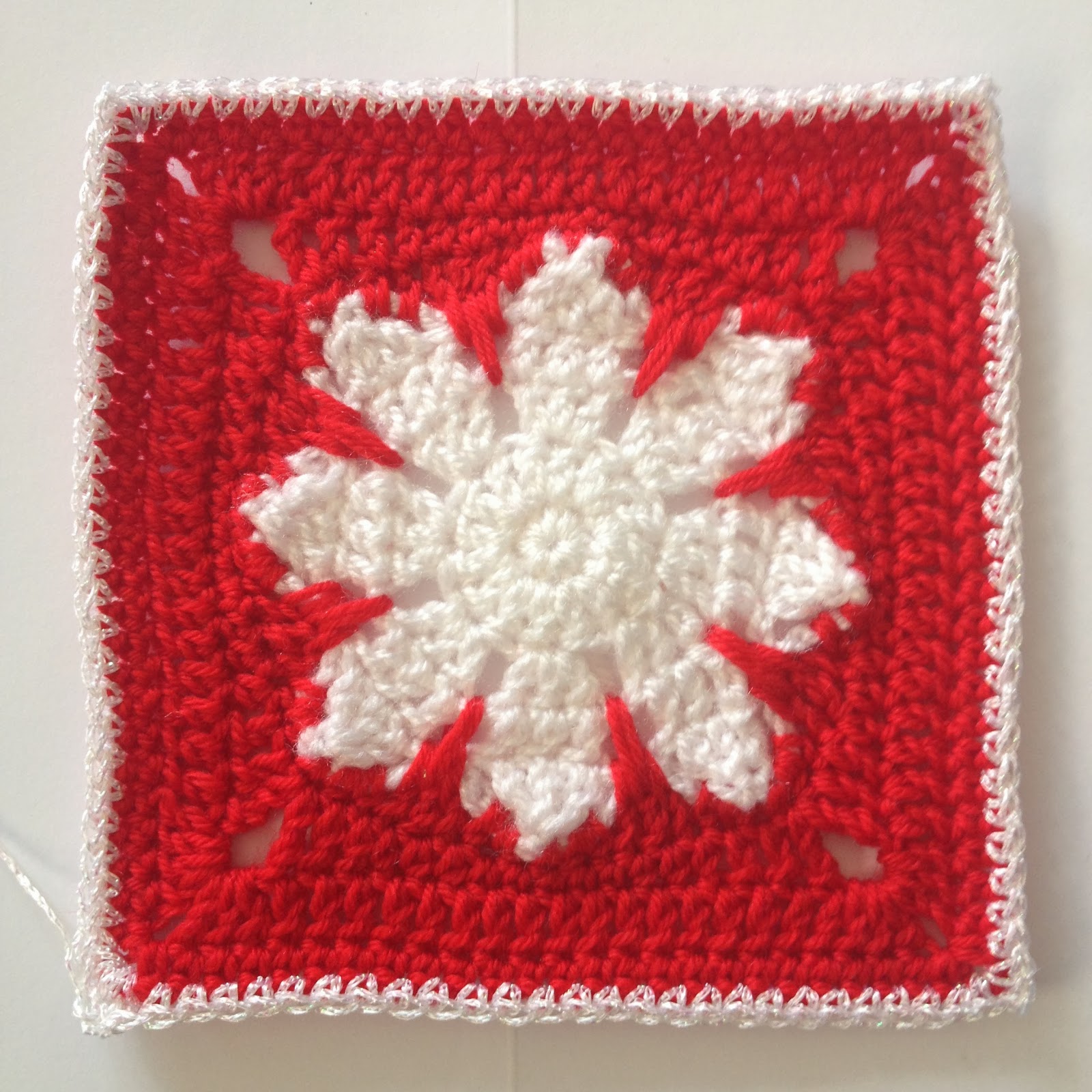365 Granny Squares Project: Winter snow......