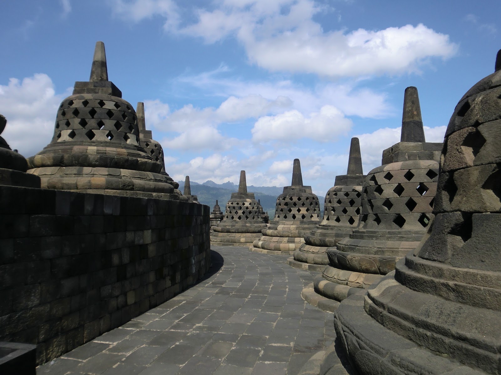 Tempat Untuk Liburan: Candi Borobudur