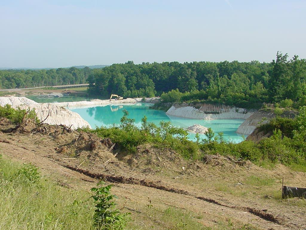 IMAGES OF OUR PAST - OLD KAOLIN PIT - U.S. HIGHWAY 441 AT BIG SANDY ...