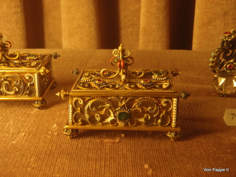 Von Pappe II: An Emerald Creek Treasure Chest