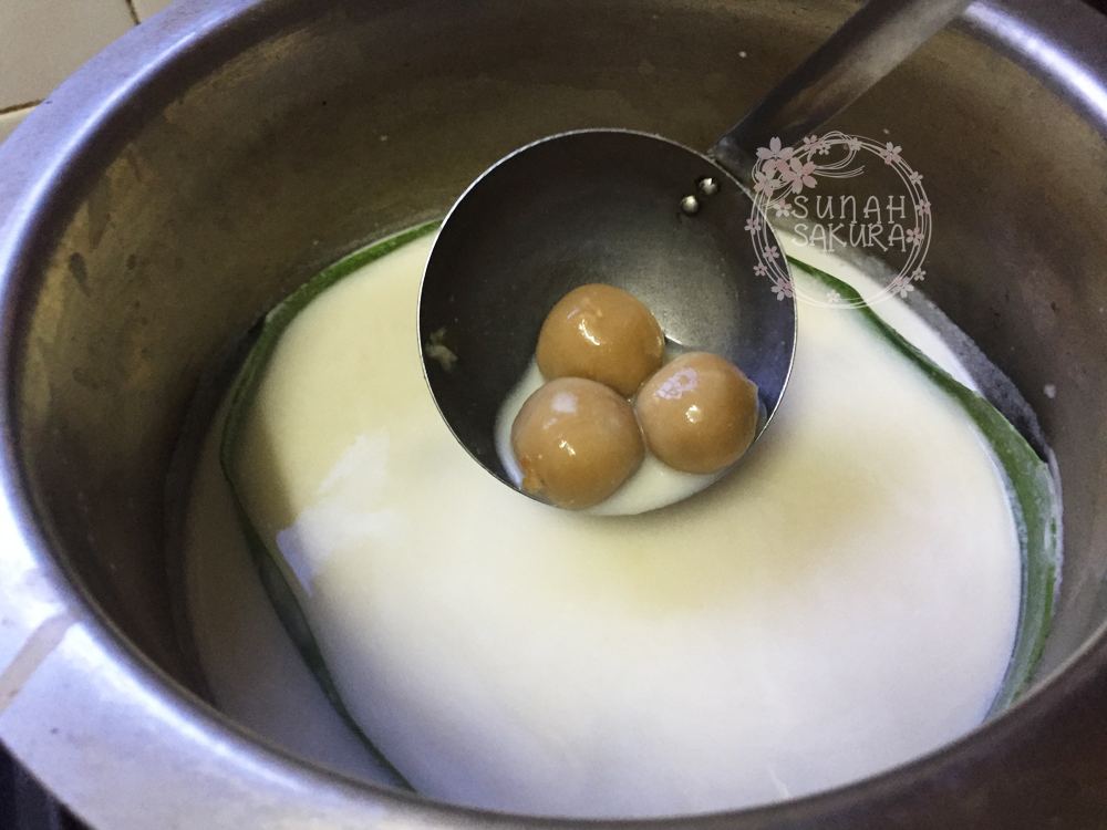 Resepi Step by Step Pengat Bebola Lempuk Durian dengan Pisang