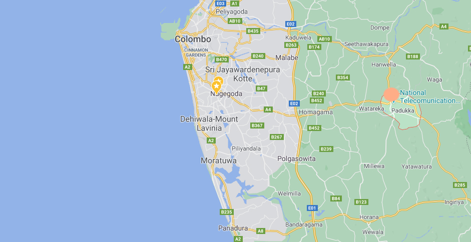 නිවස පිටුපස වැටී ජිවිතක්ෂයට පත්වූ පුද්ගල සිරුරක් පාදුක්කෙන් හමුවෙයි