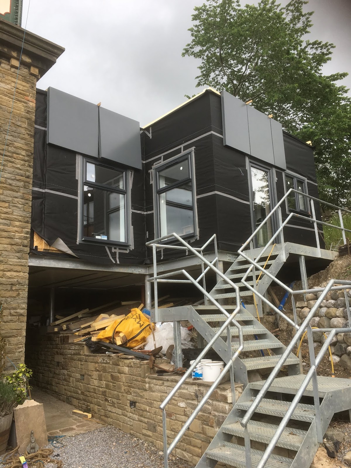 Settle Station Water Tower: Parapets and Roses