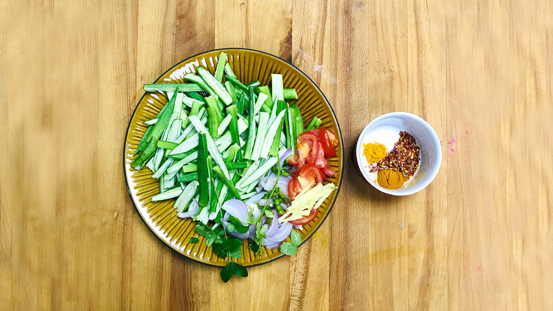Sri Lankan Bandakka Theldala (Ladies Fingers Stir-Fry)
