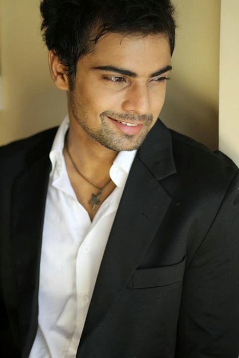 Dare to bare : Hot Indian TV Actors : Shravan Reddy