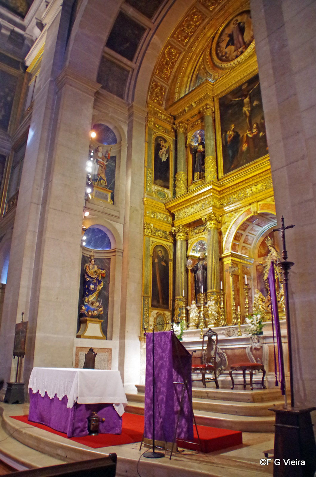 PINTURAS EM PENICHE: Igreja e Museu de S. Roque – Lisboa