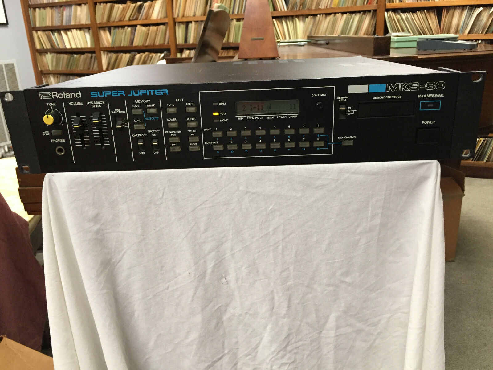 MATRIXSYNTH: Roland MKS-80 Super Jupiter Synthesizer Rev 5 SN 552923