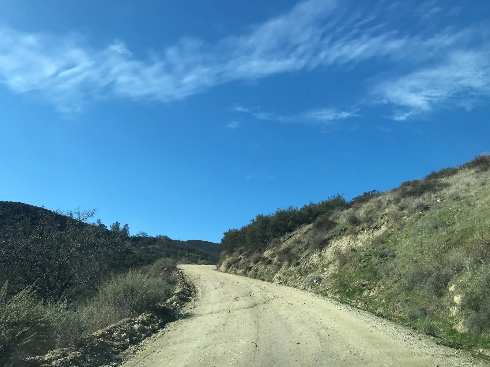 La Gloria Road and Gloria Road; descending the ridge the Gabilan Range ...