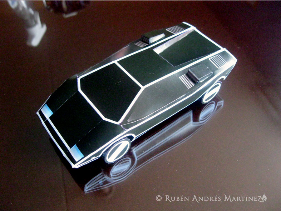 Cursor - el Lamborghini de Automan ~ Los modelos y artesanías de Rubén M.