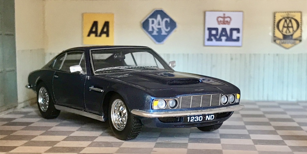 El Kekomóvil: Aston Martin DBS & DBS V8 de Spark