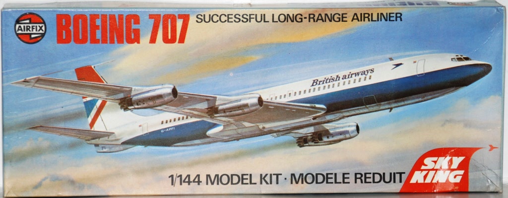 AIRPLANE SCALE MODELKIT: Boeing 707