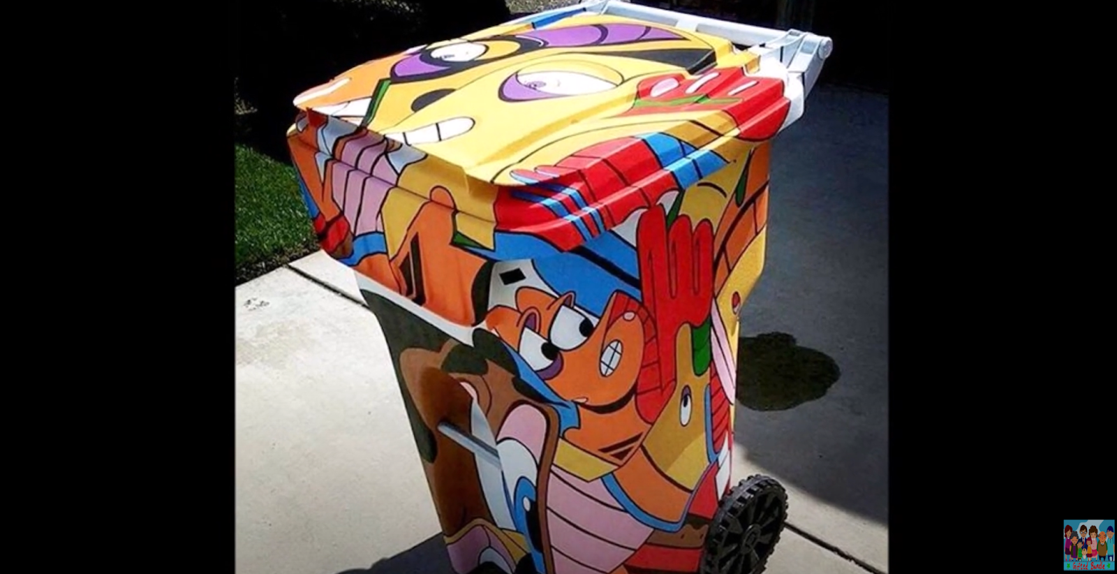 Gifted Bundle: Creative Trash Can Street Art