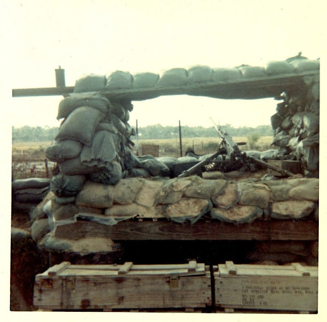 37 Amazing Snapshots Capture Everyday Life of American Soldiers During ...