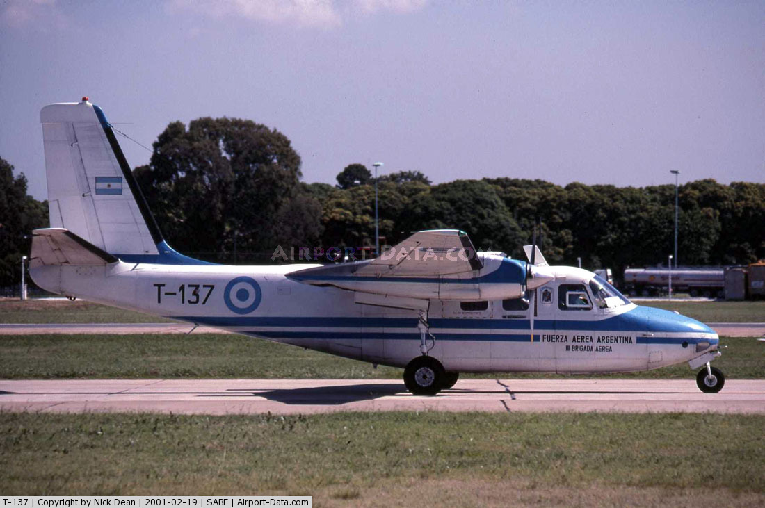 Historias Individuales: T-137, Aero Commander 500U Shrike Commander c/n ...
