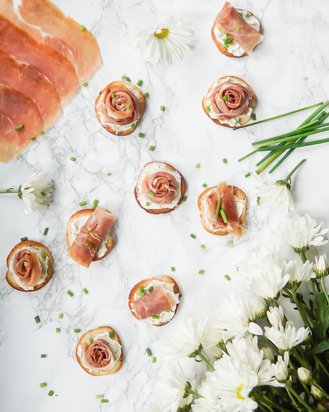 All You Need for the Perfect Italy-Inspired Dinner Party | Sincerely ...