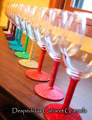 Recuerdos para despedida de soltera: Copas decoradas - Despedidas de ...