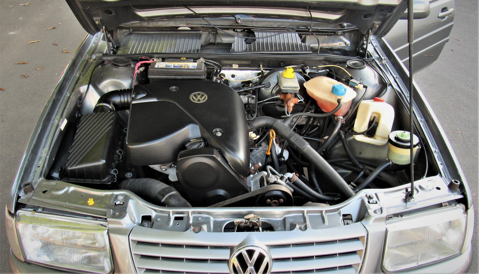 Uma volta com o Volkswagen Santana 2.0 Comfortline 2003!