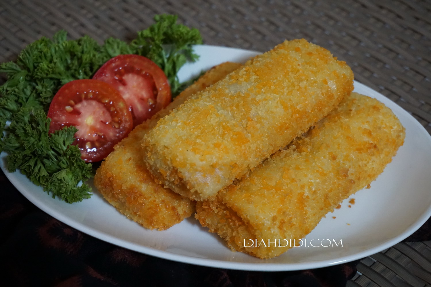 Diah Didi's Kitchen: Risoles Ragout Daging Asap