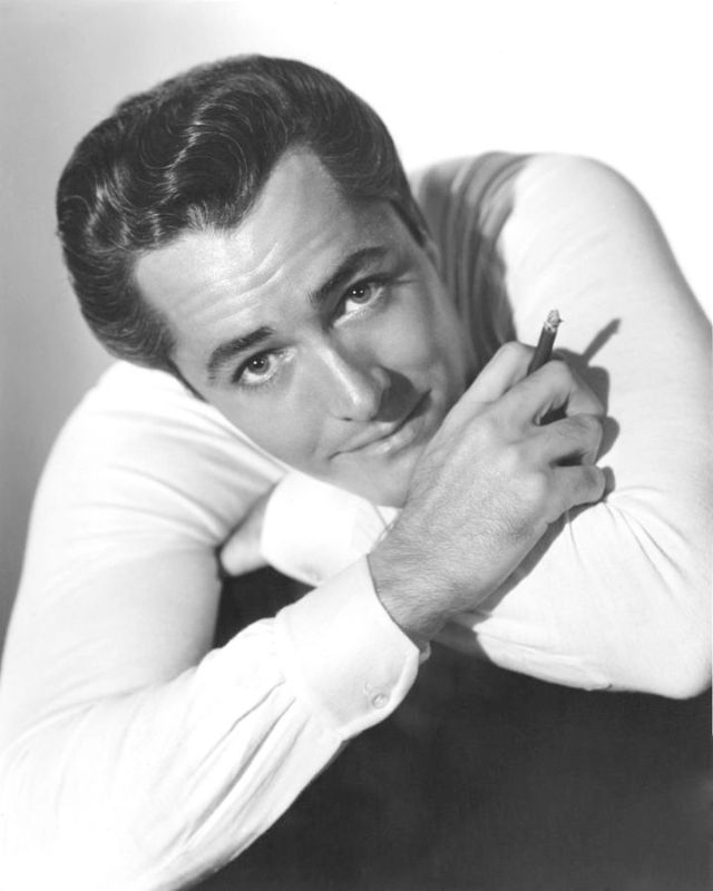 35 Handsome Portrait Photos of John Derek in the 1940s and ’50s ...