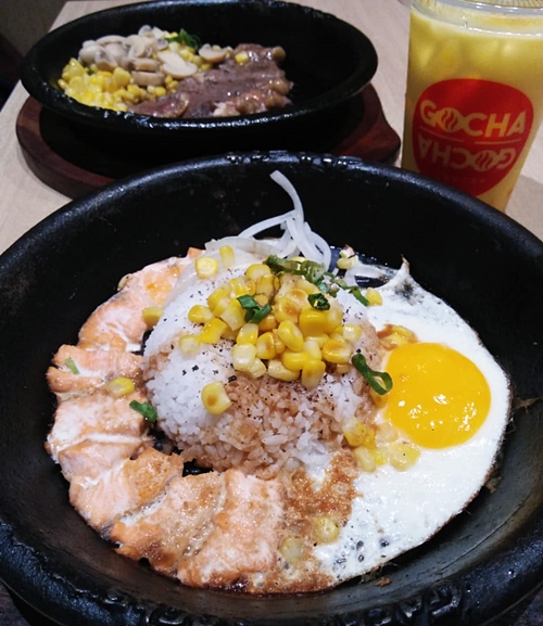 Gocha Gocha Padang : Nongkrong Ala-ala Jejepangan! | Food Blogger Padang