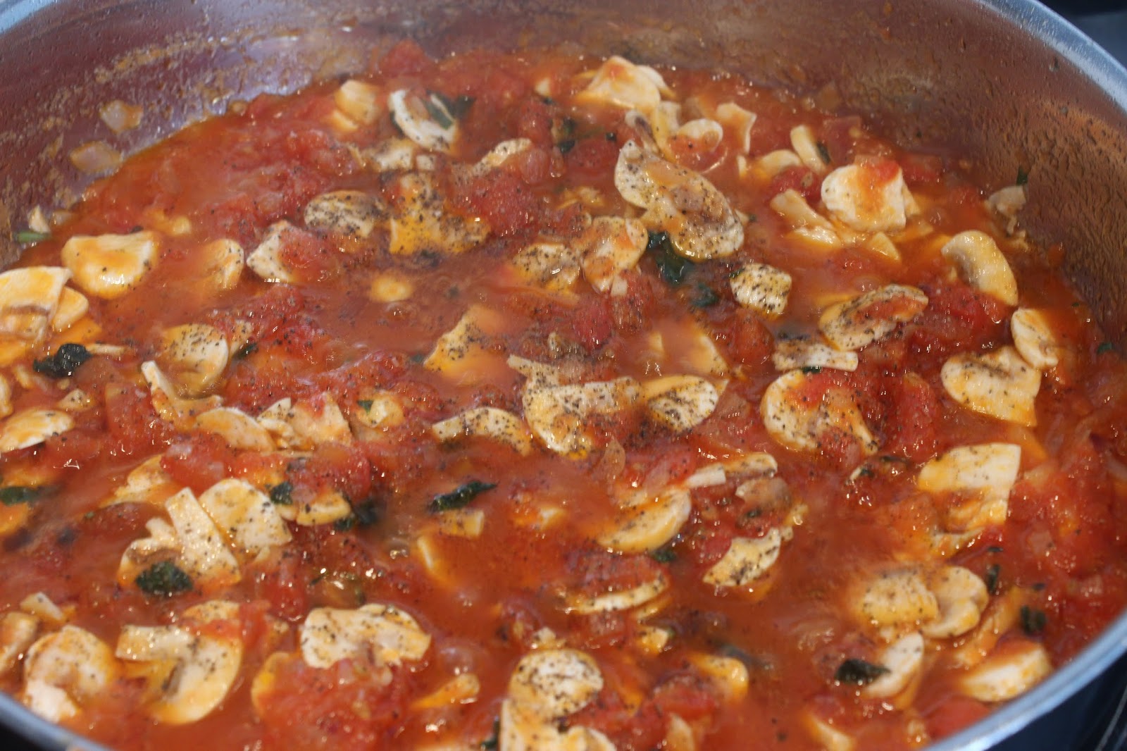 Pasta con Salsa Boscaiola al Vodka | Las Recetas de Marichu.... y las mias