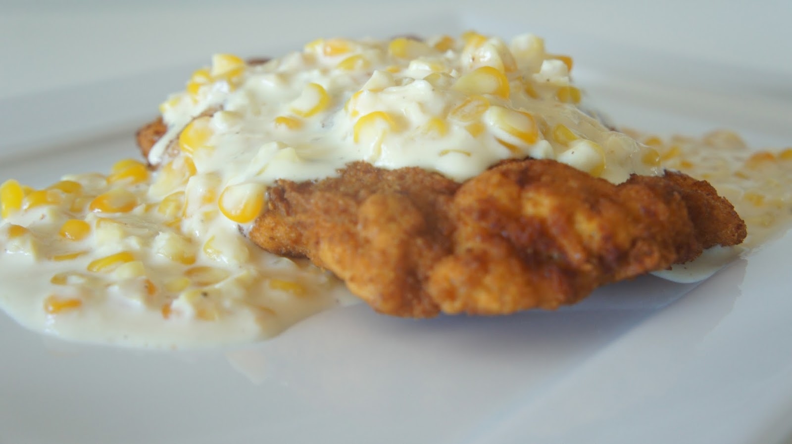 Receitinhas da Brunildinha: FILÉ DE FRANGO À MILANESA COM CREME DE MILHO