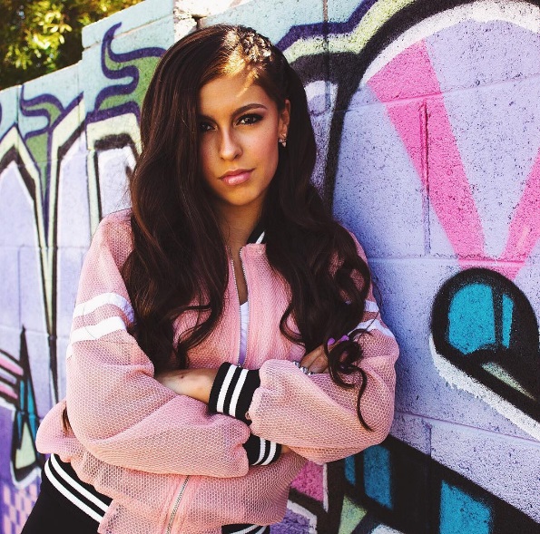 Simrin Player Fan Page