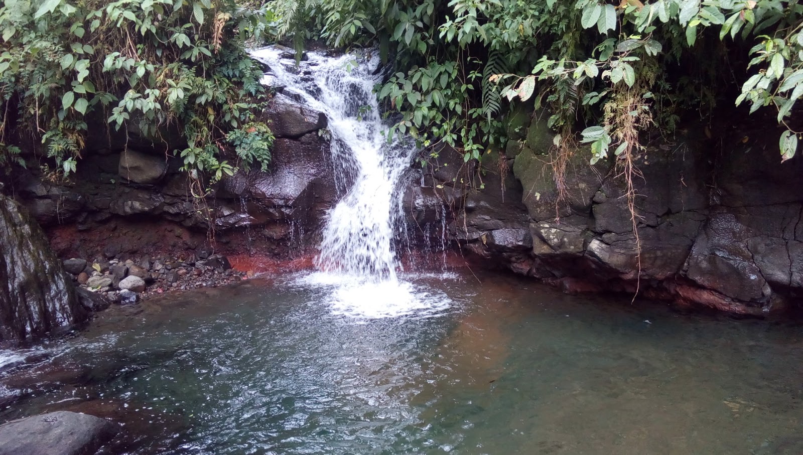 WewW, Kereeeeen!!: Curug Ciampea: Satu lagi wisata alam di Bogor