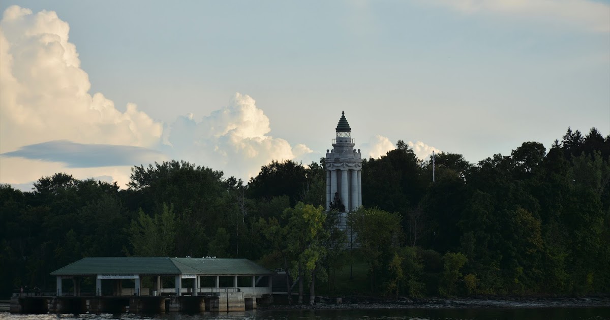 WC-LIGHTHOUSES: CROWN POINT LIGHTHOUSE - CROWN POINT, NEW YORK
