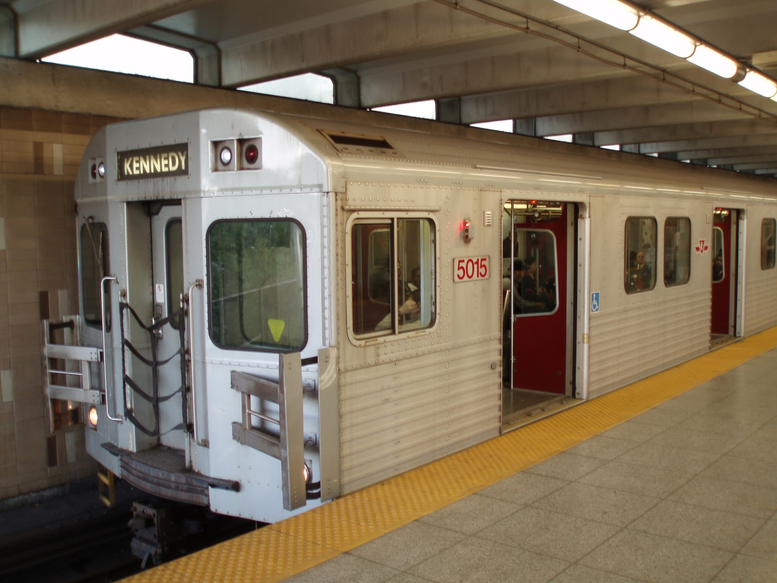 Knowledge Channel: How are subway trains powered?