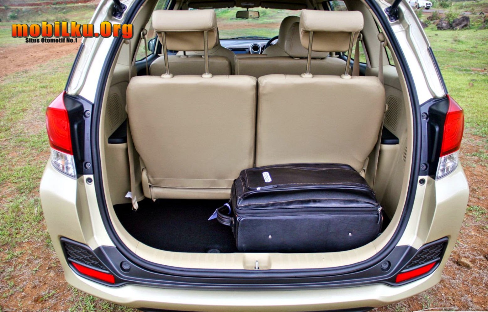 20+ Interior Honda Mobilio 2015, Trend Terbaru