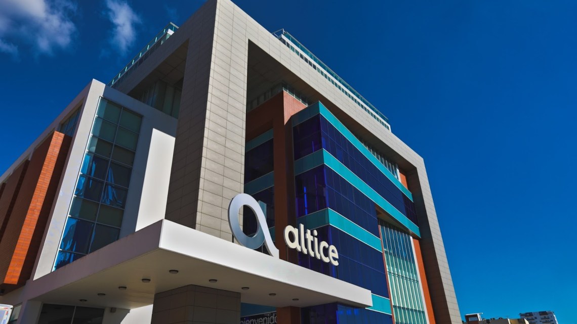 Altice Dominicana lanza nueva App JUNTOS - Al Paso de los Famosos
