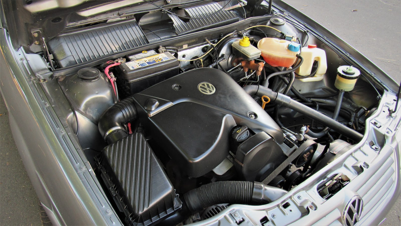 Uma volta com o Volkswagen Santana 2.0 Comfortline 2003!