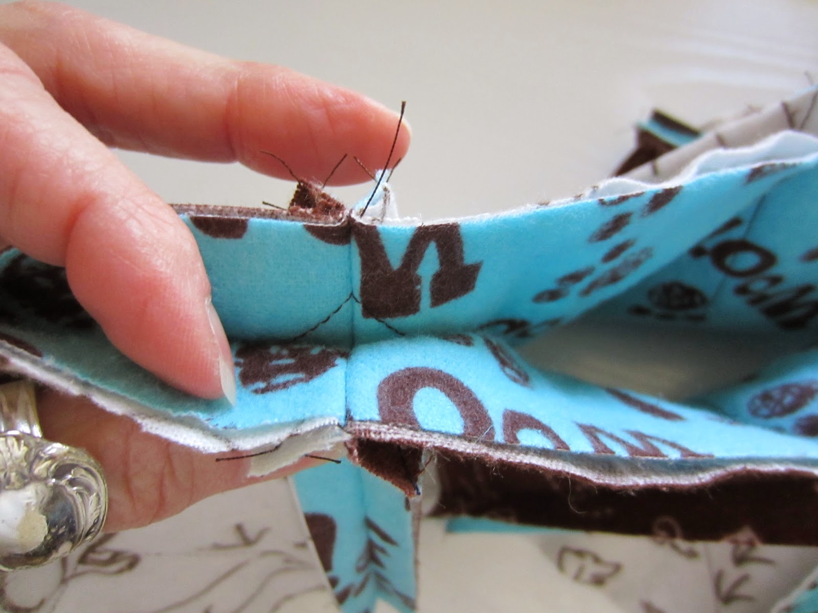 My Patchwork Quilt: HOW TO MAKE A RAG QUILT