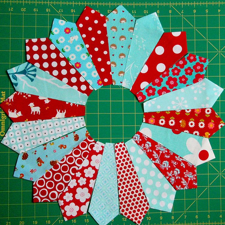 Dresden Plate Quilt Block Tutorial ~ DIY Tutorial Ideas!