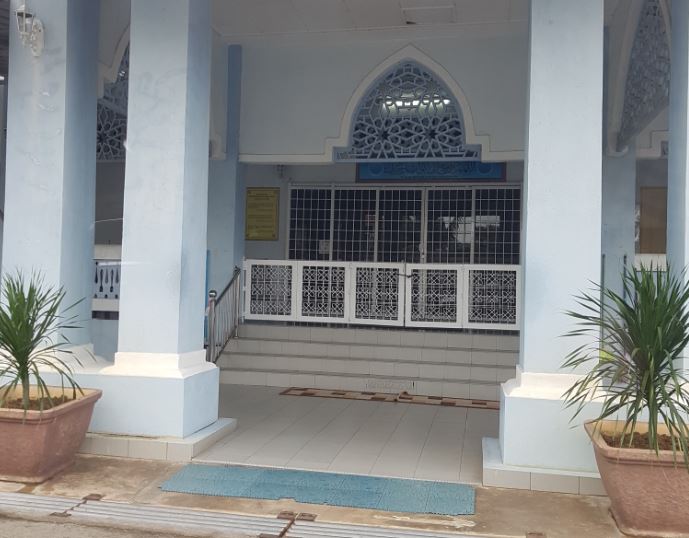 Ramai yang tak faham SOP Mengadakan kaunter di pintu masuk Masjid/Surau