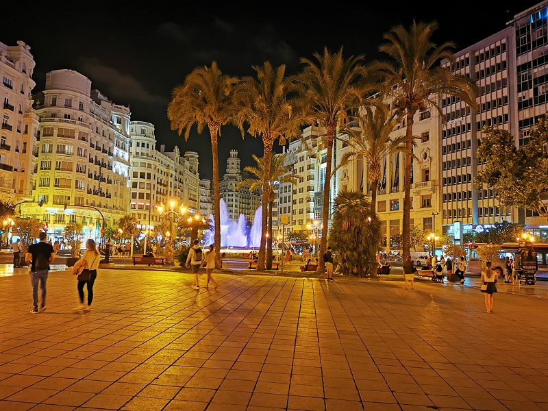 Spain | How to spend 2 days in Valencia - Itinerary Ideas | Dinner Stories