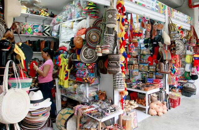 Hoy abrió sus puertas al público, la Galería Artesanal de la 72, con ...