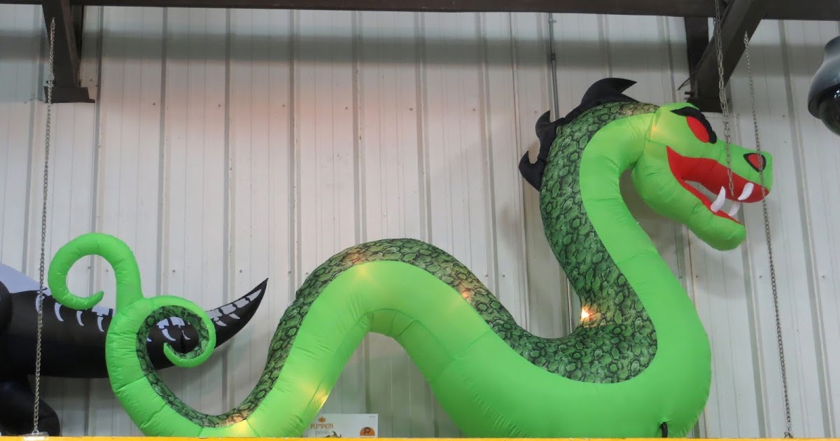 Justine's Halloween: Halloween at Menards