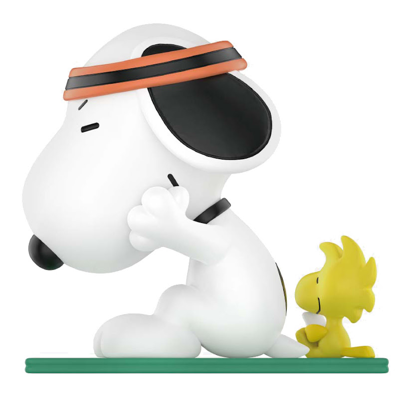 Pop Mart Sit-ups Licensed Series Snoopy Chill at Home Series Figure ...