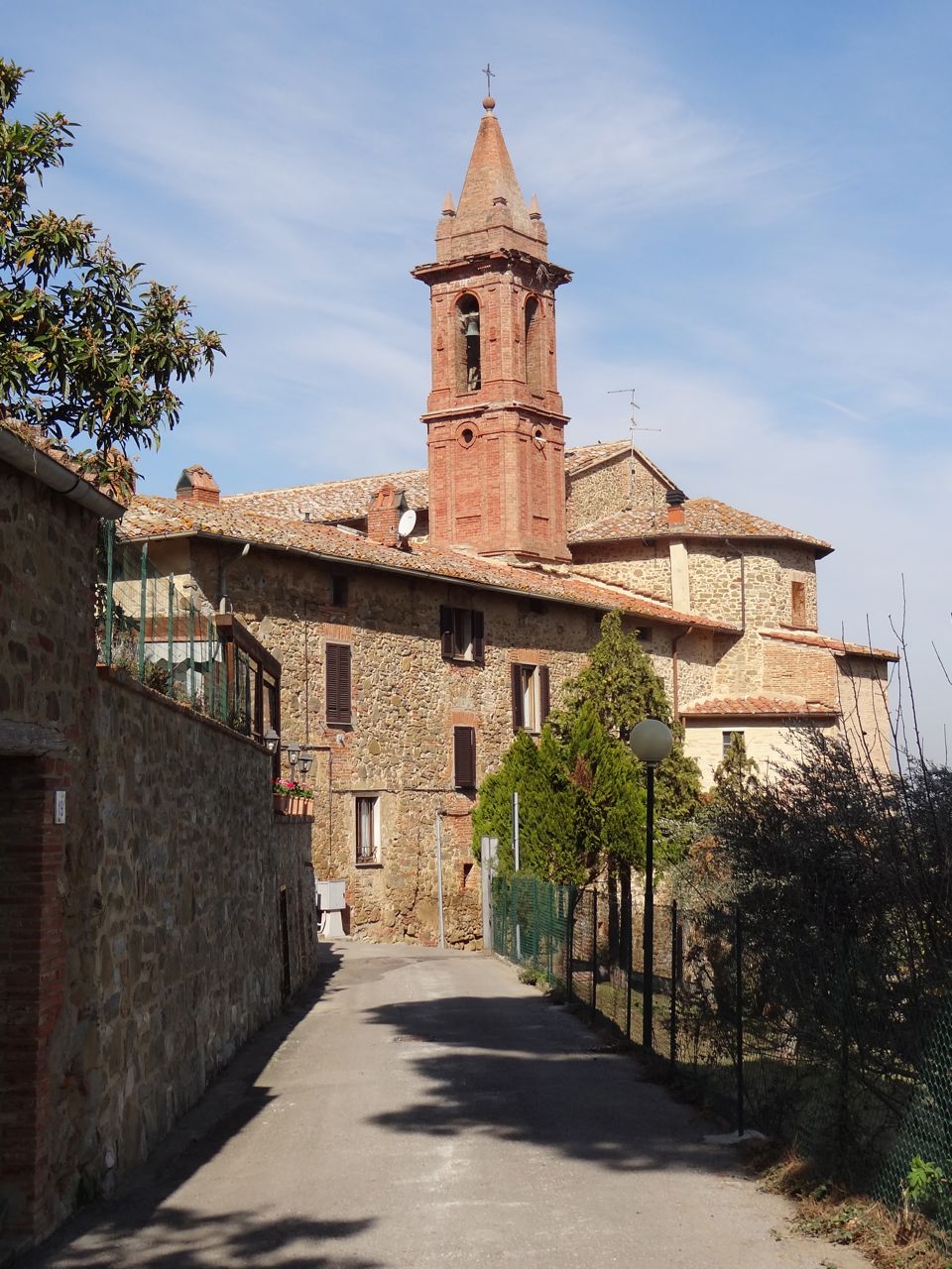 Scrumpdillyicious: Paciano: The Most Beautiful Village in Umbria