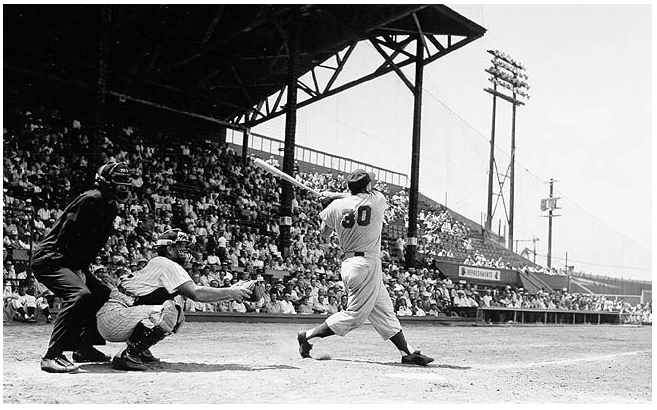 The Online PCL Museum: Steve Bilko Photograph - Batting