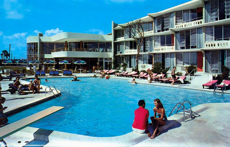 Swimming Pools of Florida Hotels in the 1950s and ’60s Through ...