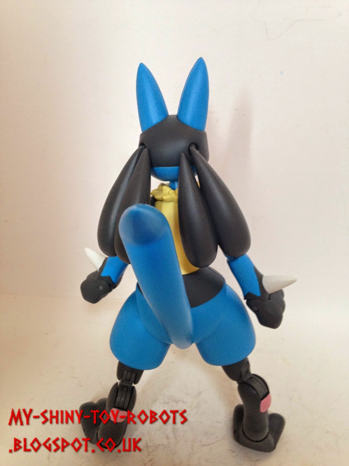 My Shiny Toy Robots: Toybox REVIEW: S.H. Figuarts Lucario